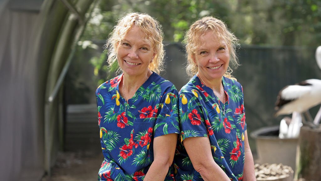 Birds of a Feather | The Twinnies - ABC News