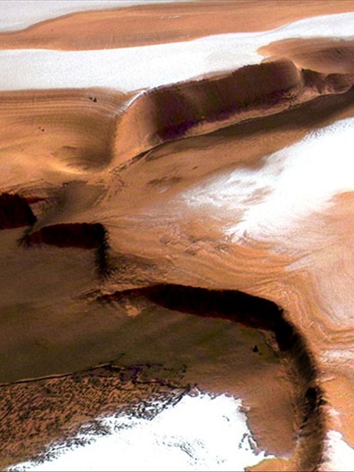 Messenger spacecraft finds ice on Mercury - ABC Radio