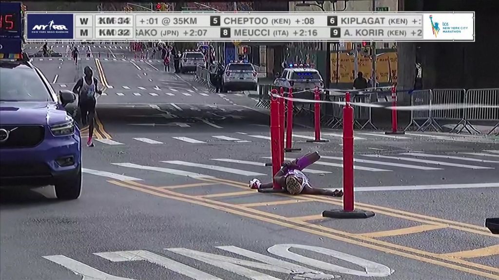 Brazilian runner Daniel Do Nascimento collapses during NYC Marathon ...