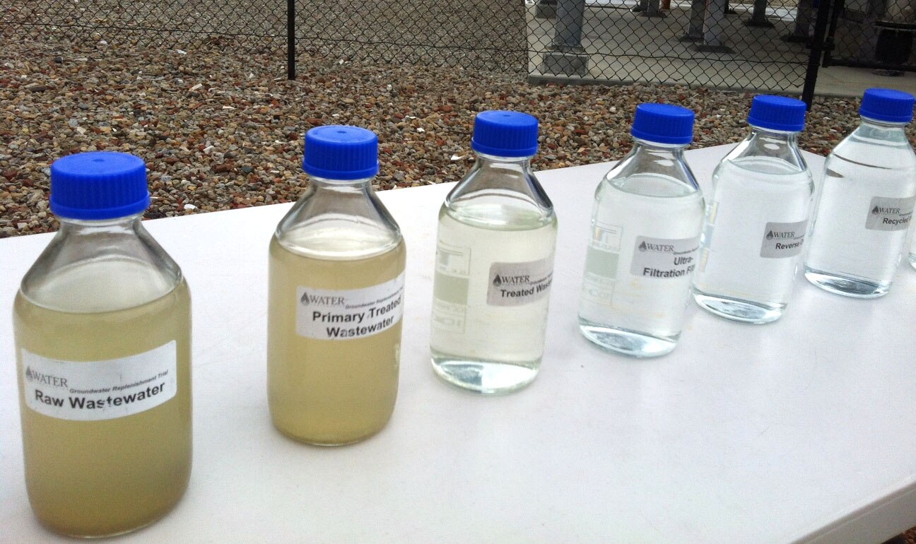 Government rolls out recycled water scheme - ABC News