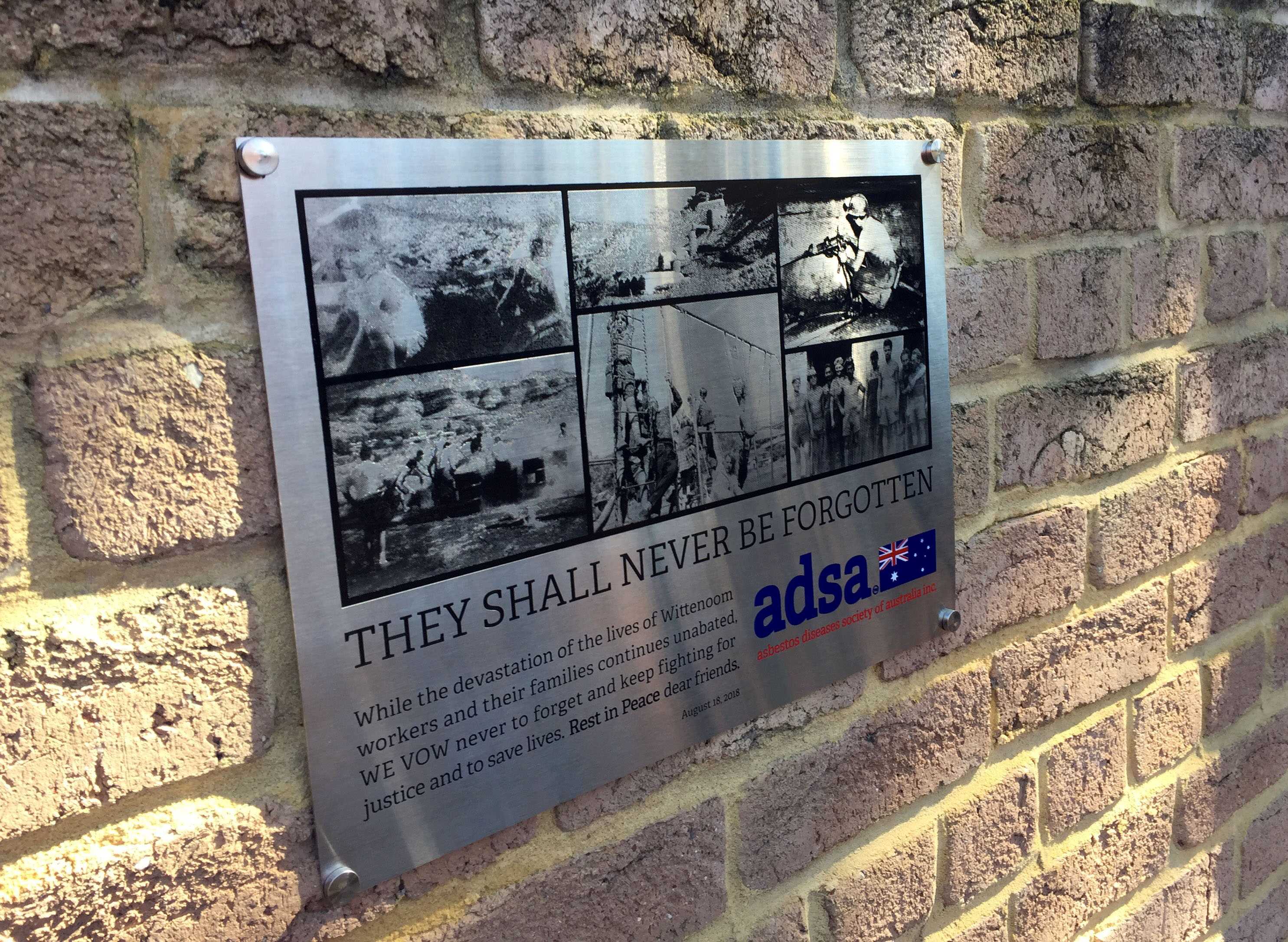 A memorial honours the many people who died because of Wittenoom's ...