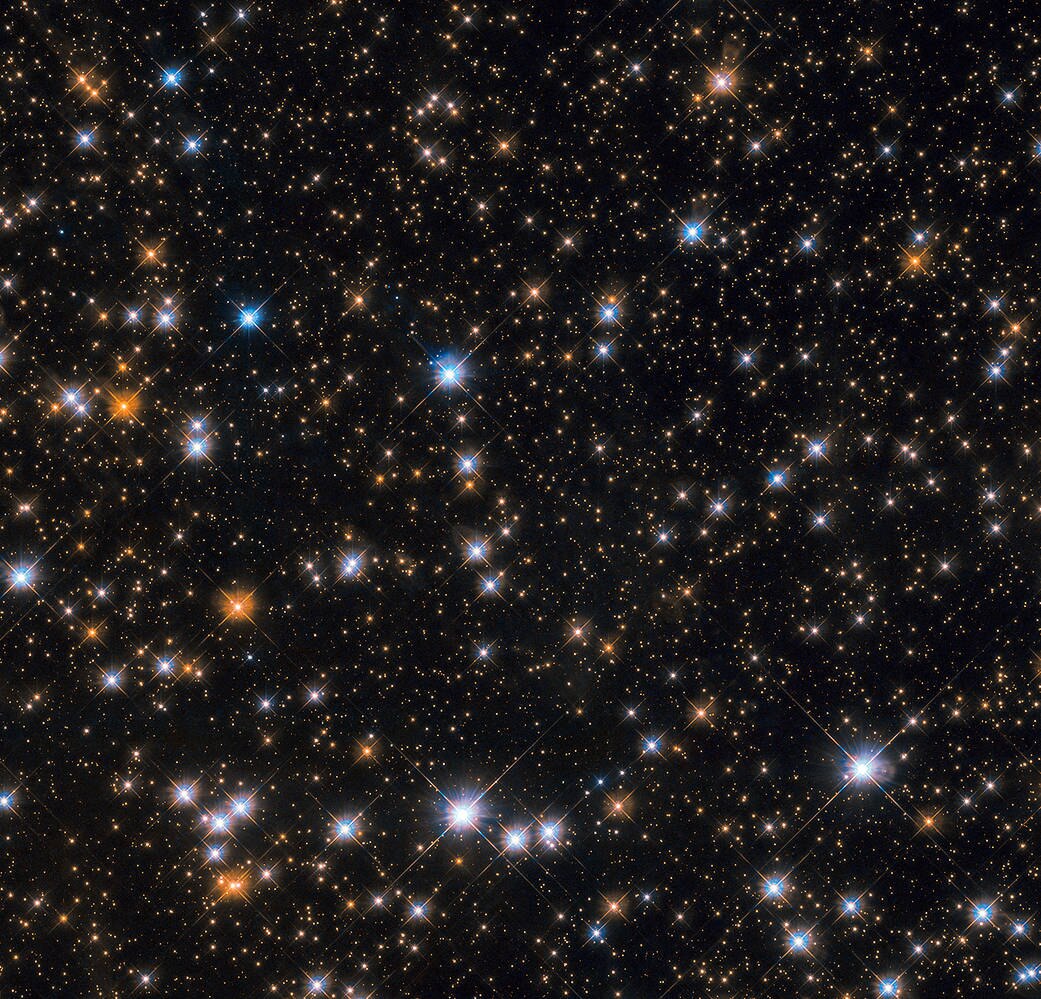 NASA releases photo of Wild Duck Cluster but social media users ...