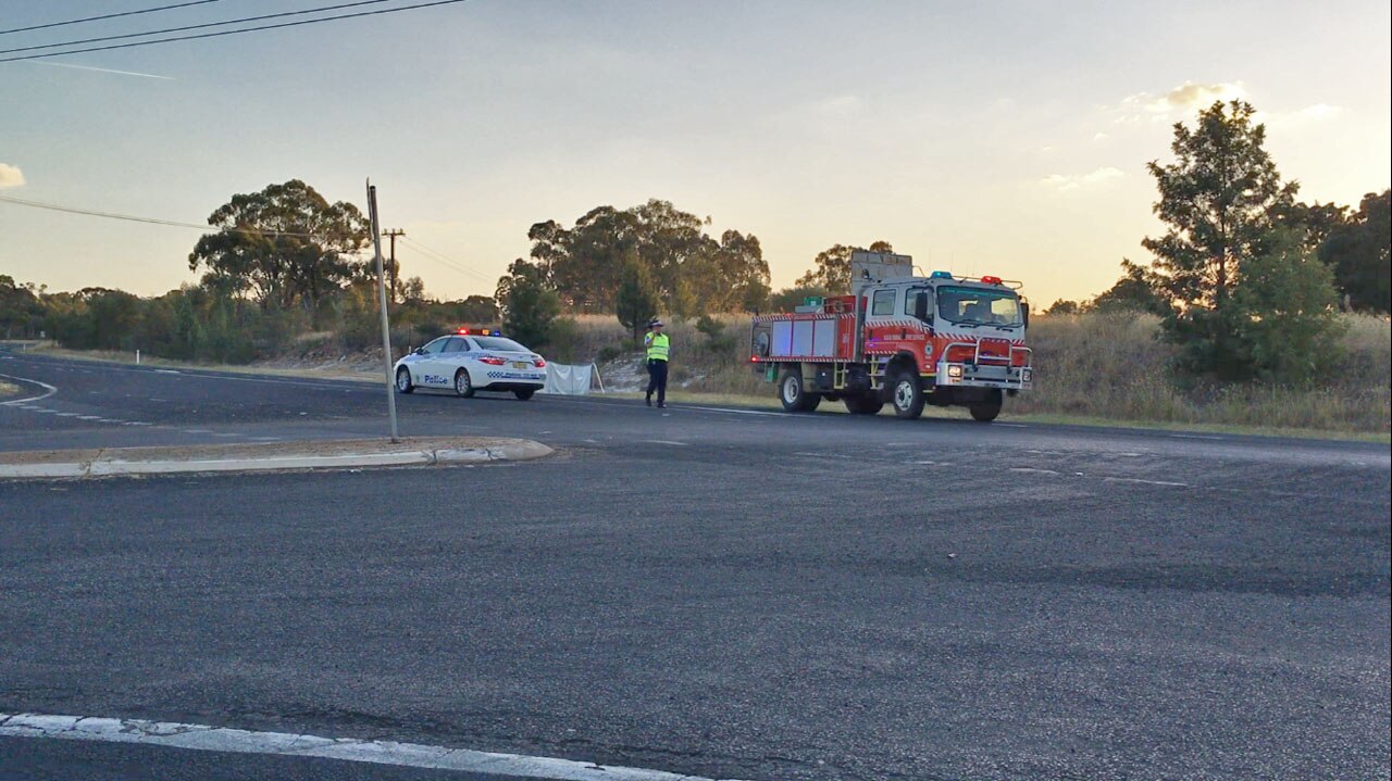 Two people dead in fiery livestock truck crash at Dubbo - ABC News