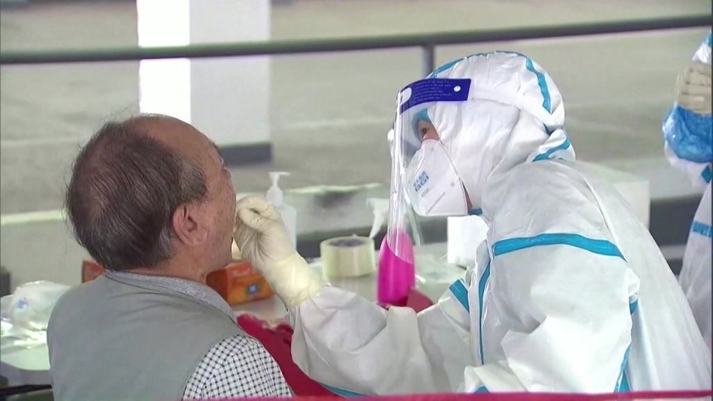 Hong Kong coronavirus researchers report first documented case of COVID ...