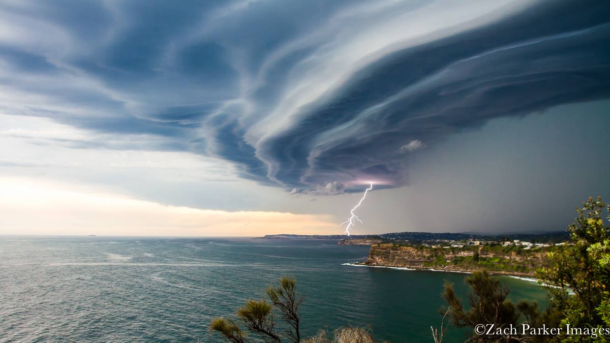 Amazing images of storms and wild weather across NSW, Qld and ACT - ABC ...