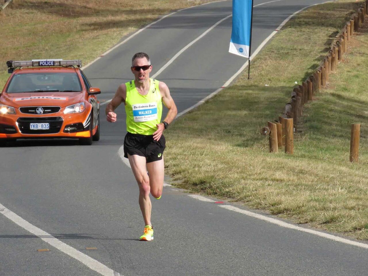 Canberra Marathon: ACT residents Rowan Walker and Fleur Flanery win men ...