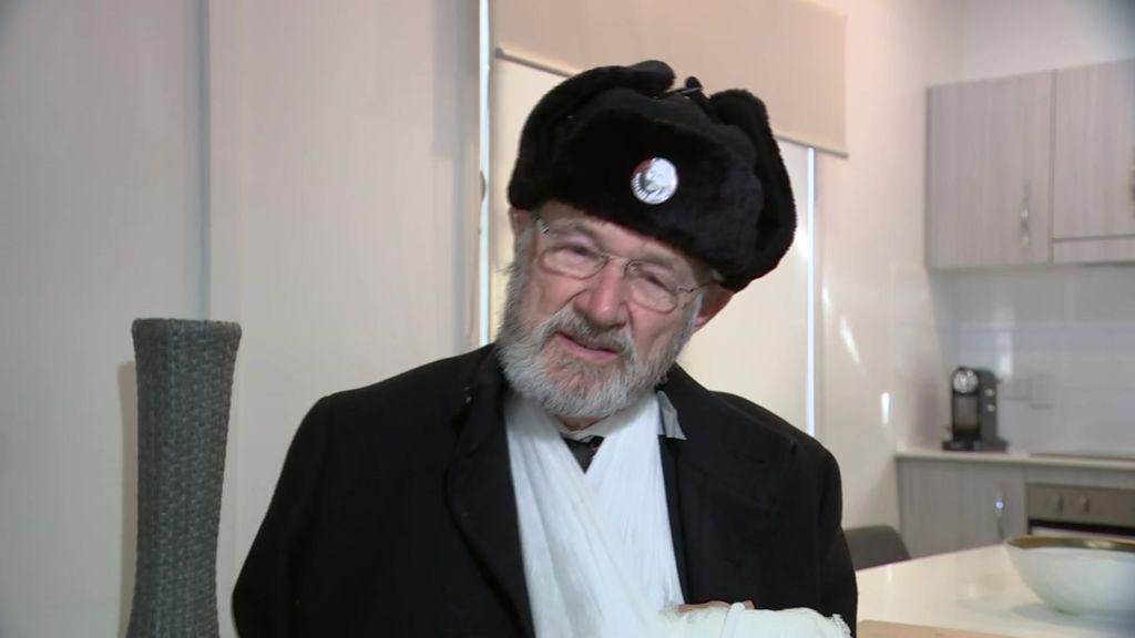 Julian Assange's father says unity of Australia to thank for son's ...