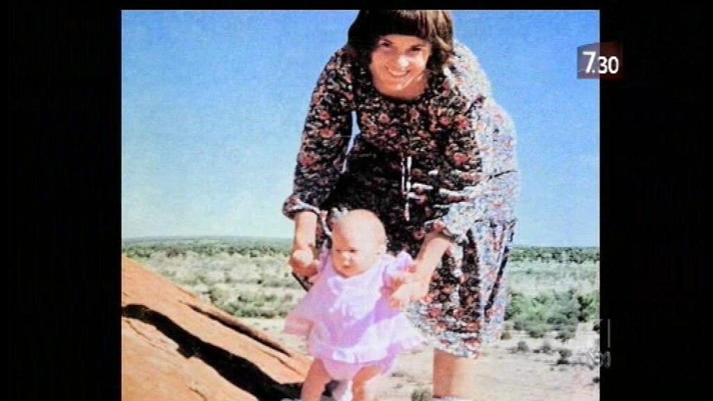 Coroner rules dingo took baby Azaria - ABC News