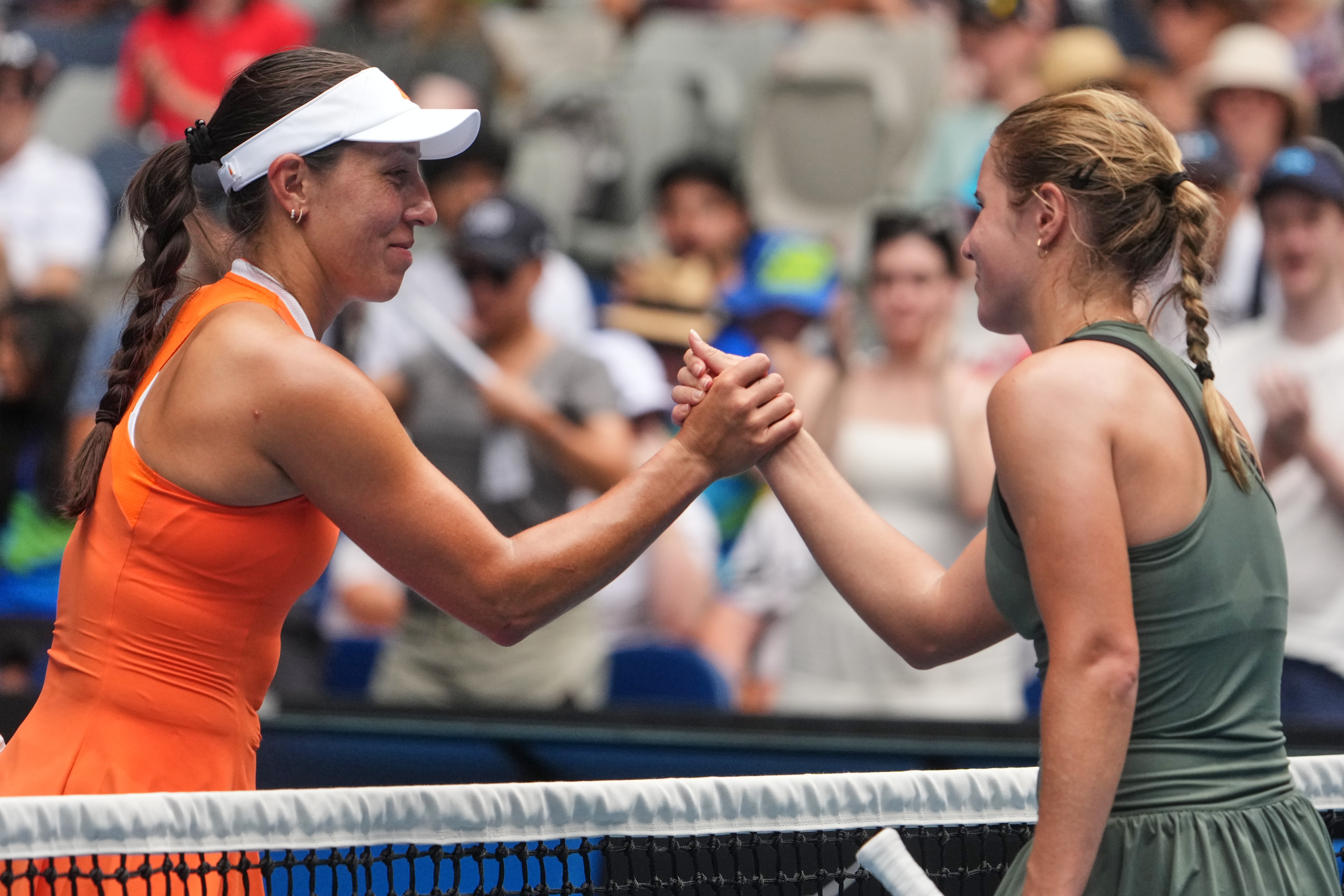 Jessica Pegula reveals what goes on inside the Australian Open locker ...