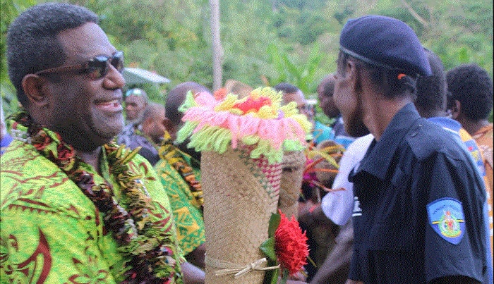 Vanuatu party leaders wadem evri vouta se yes blong Referendum - ABC ...