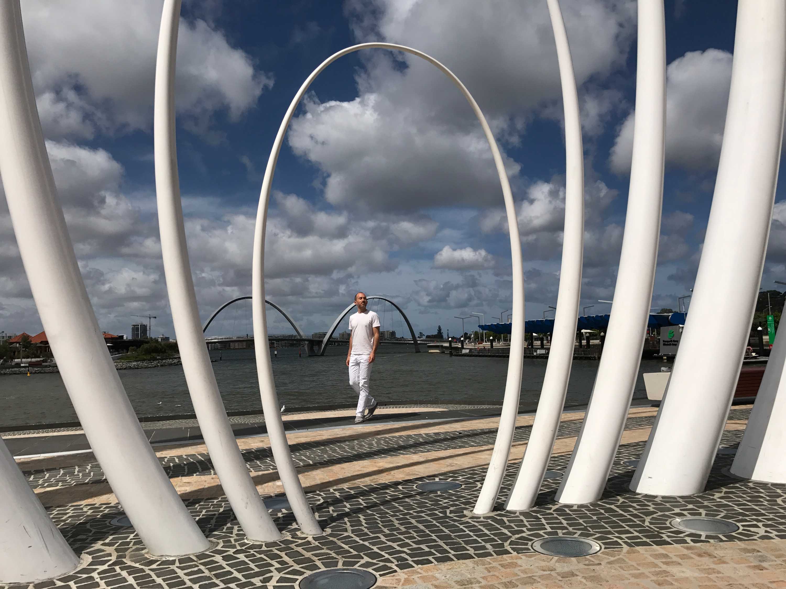 Statues of Perth: Spanda at Elizabeth Quay - ABC Perth
