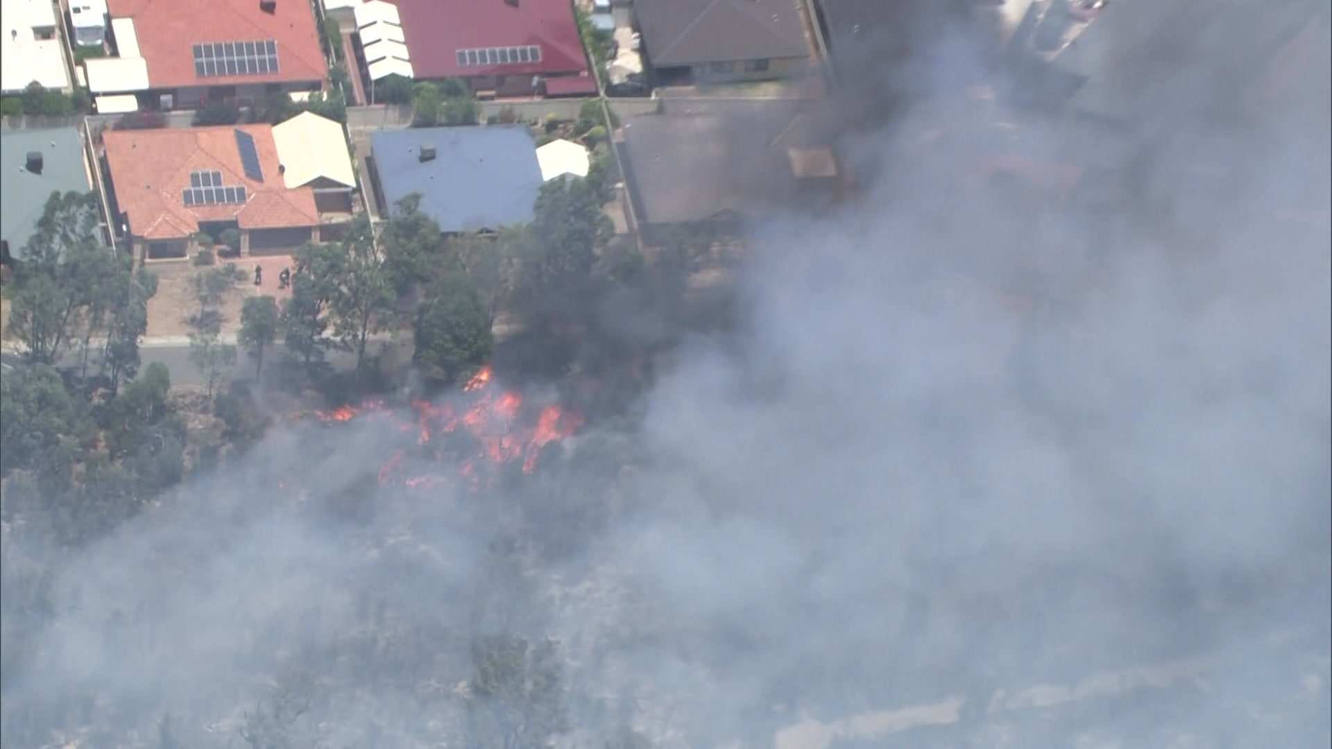 Warning for bushfire in Wheatbelt downgraded, arson suspected in ...