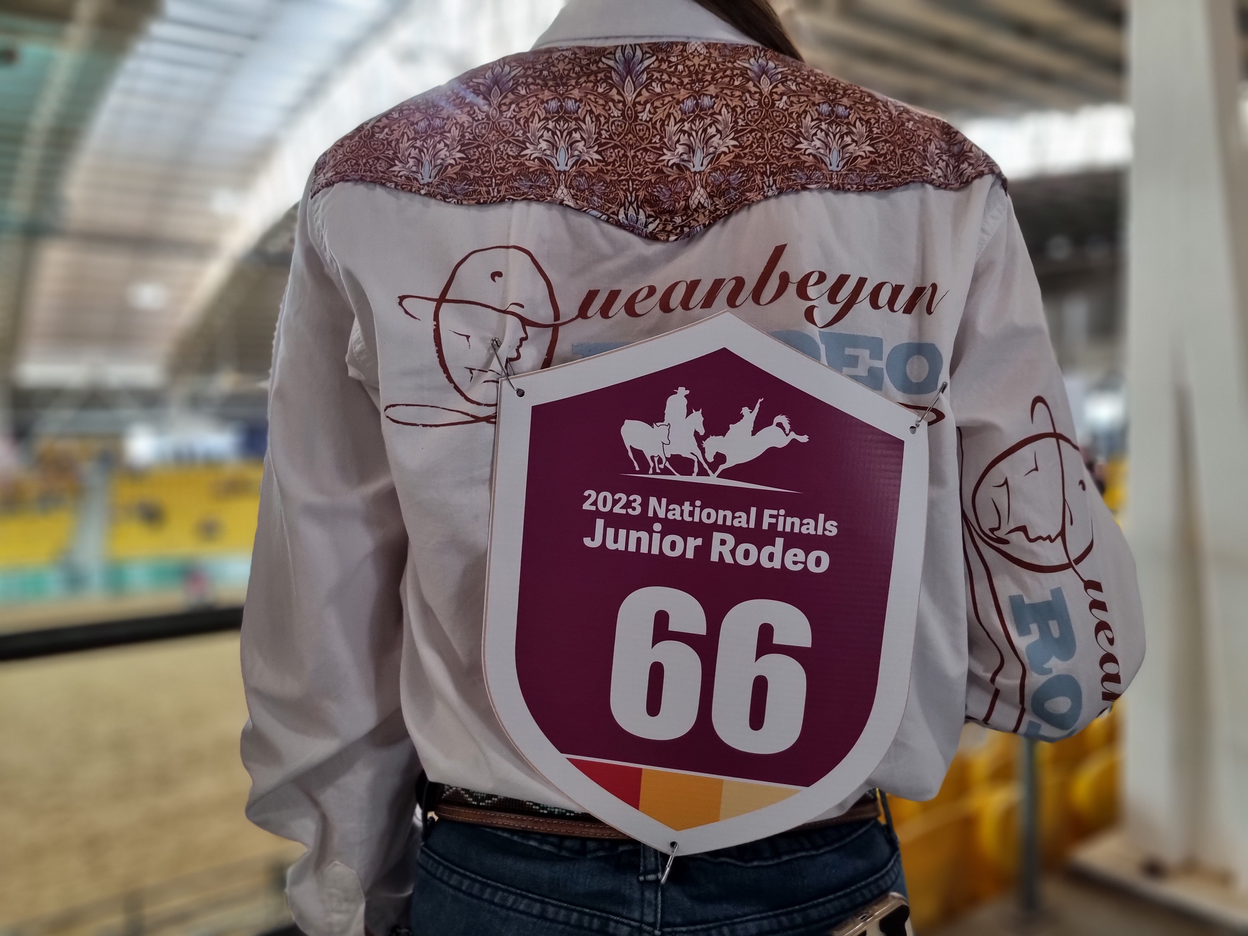 Teenage rodeo stars saddle up for Tamworth competition, dreaming of US ...