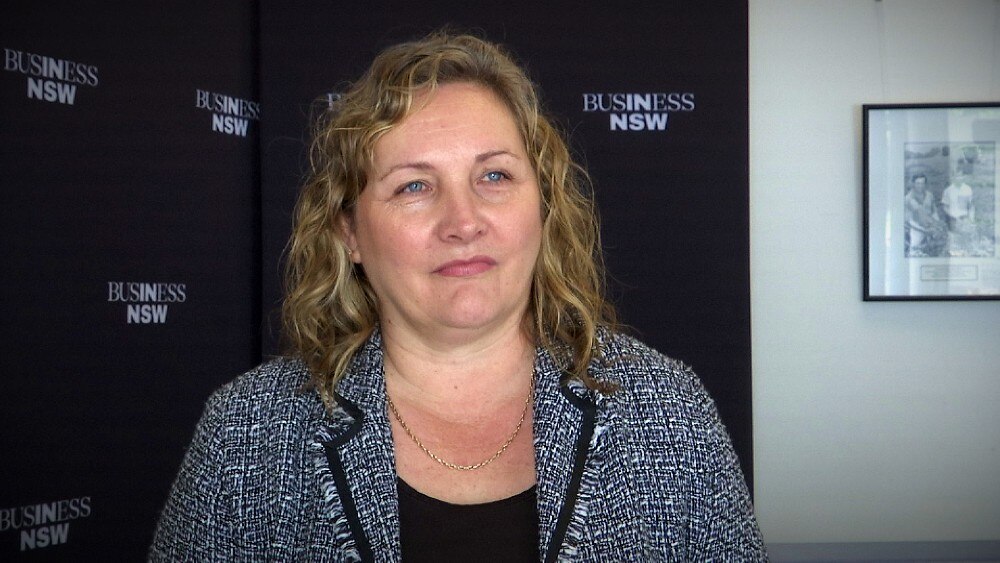 Berejiklian praises regional residents as 'public…