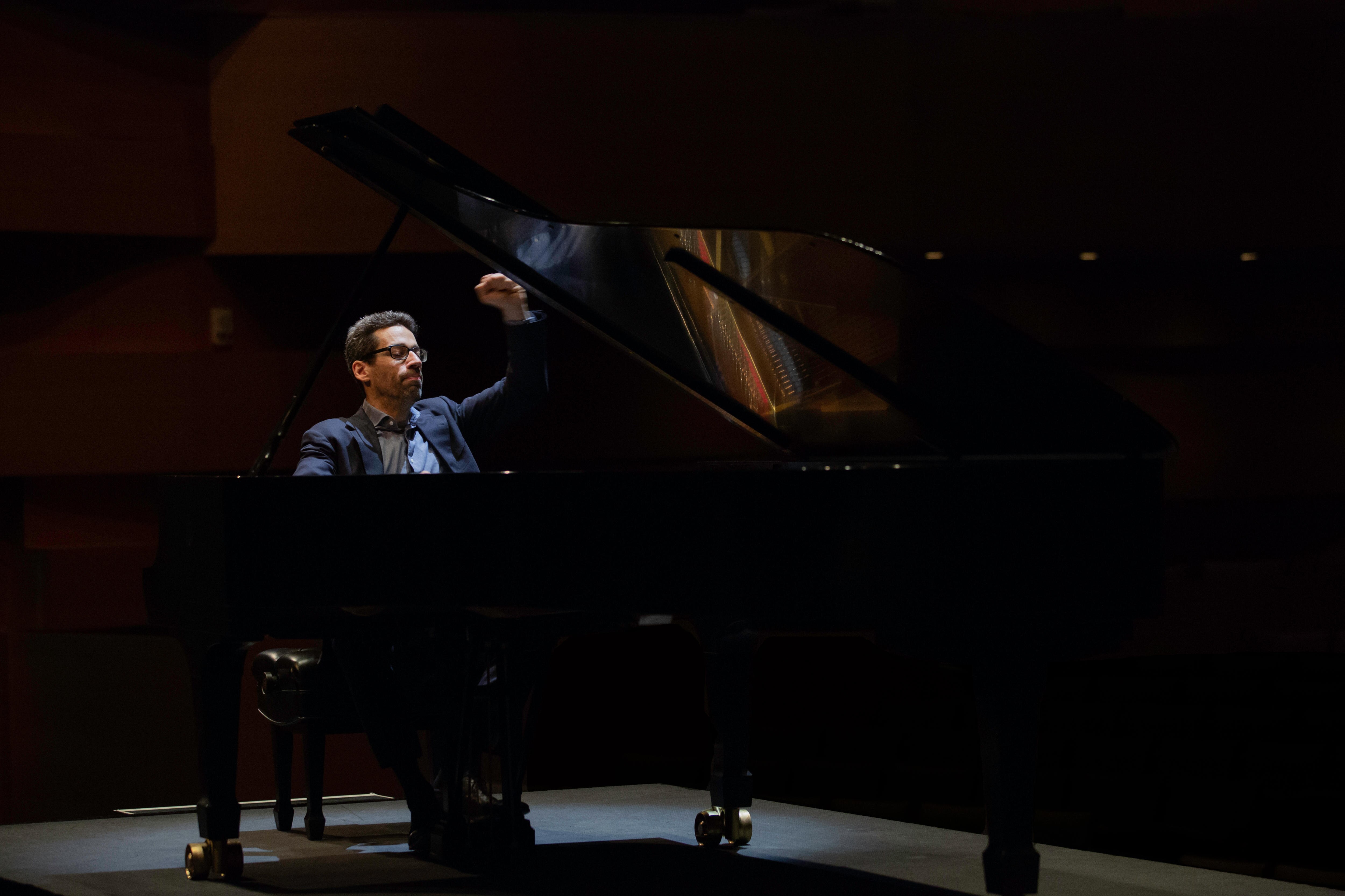 Jonathan Biss' unquiet admiration for Beethoven - ABC listen
