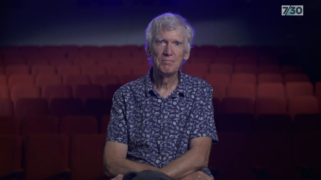 Playwright David Williamson recalls his fondest summer memories - ABC News