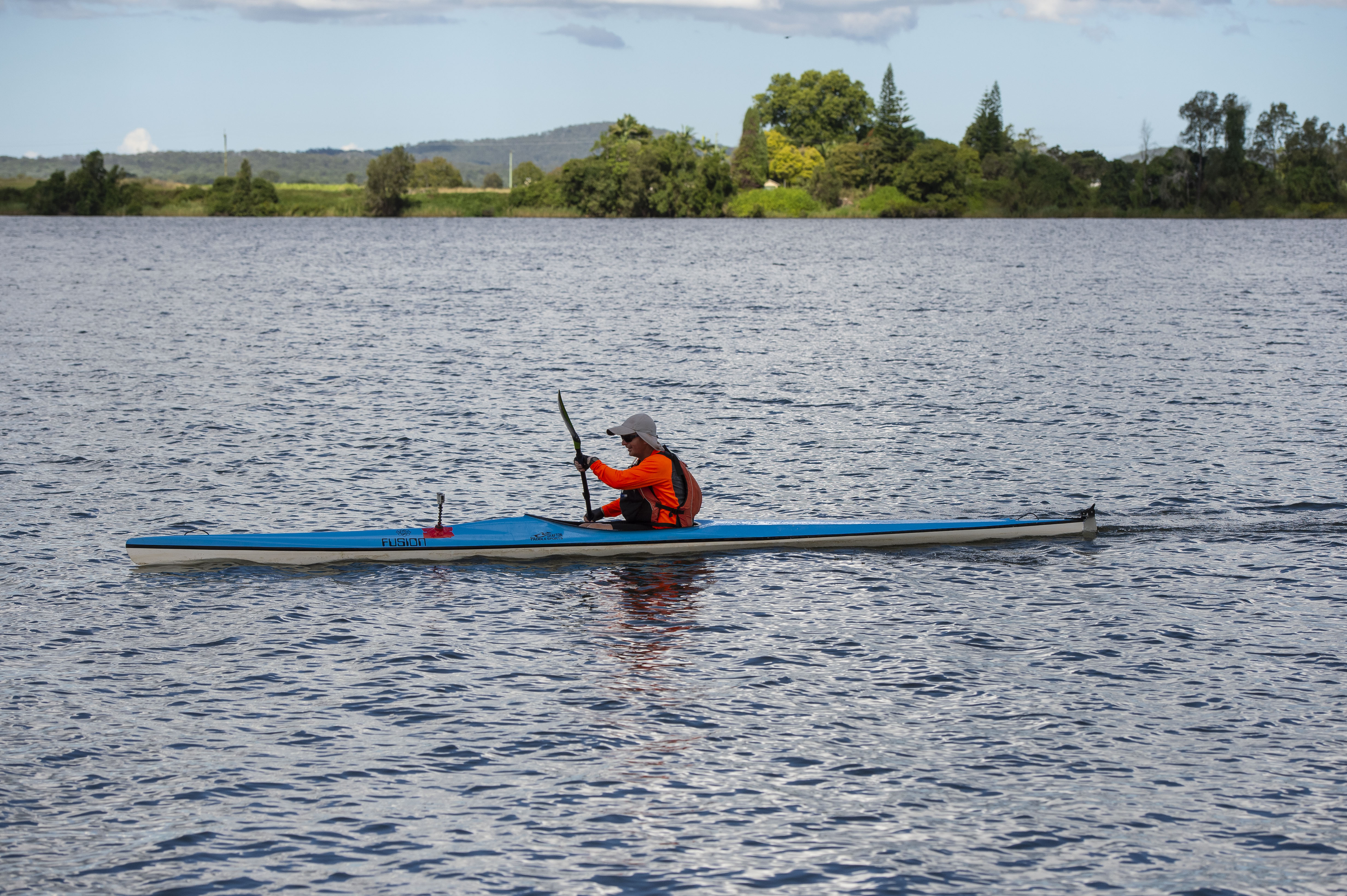 47-year-old falls asleep while paddling & breaks River Murray kayak ...