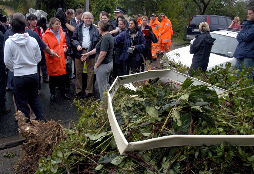 Rudd inspects storm 'war zone' - ABC News