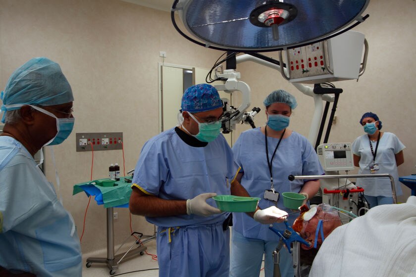 Music in surgery soothes recovery, doctor says - ABC News