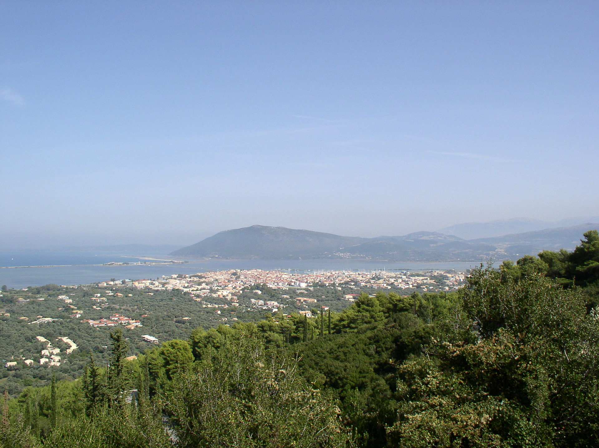 Magnitude 6.7 earthquake strikes off Greece, at least one woman killed ...
