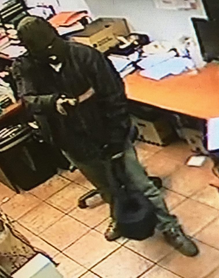 Samurai sword-wielding robber threatens staffer at Darwin's Hidden ...