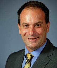 MP Geoff Shaw makes a brief appearance in court facing 24 charges - ABC ...