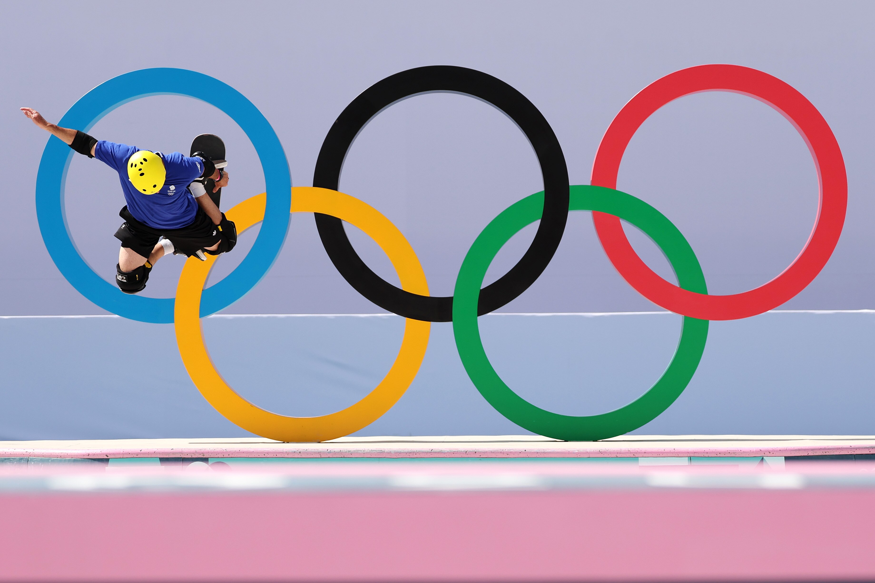 “Marsupial energy”: B-girl Raygun’s Olympic performance and the ...