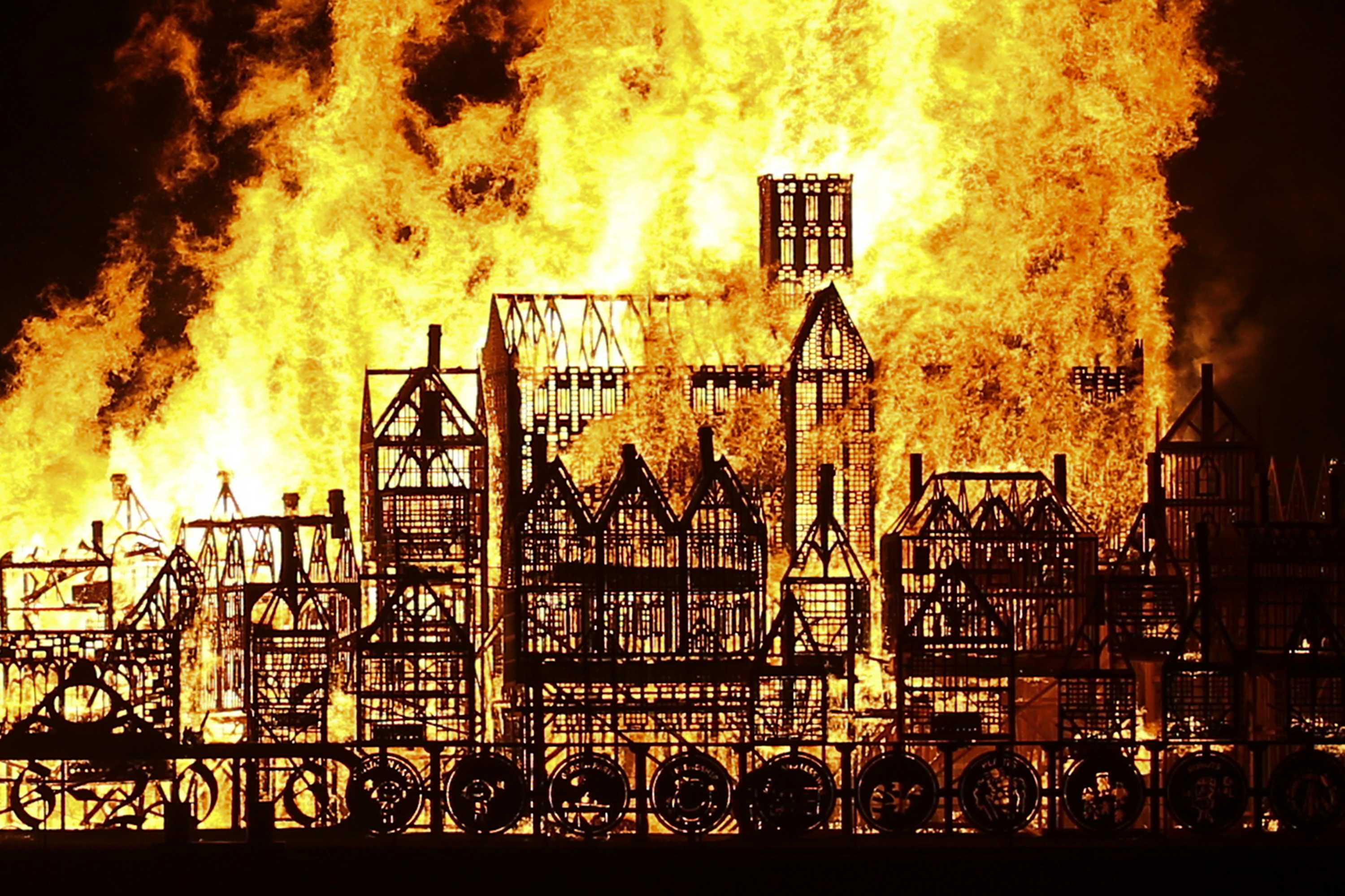 The Great Fire of London: How did it happen and who was to blame? - ABC ...