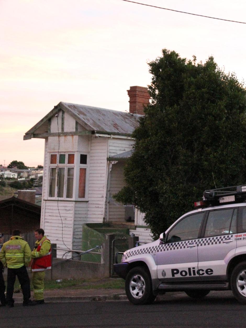 Police name fire victim - ABC News