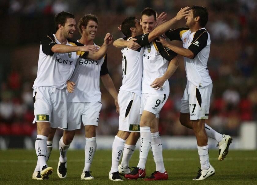 Phoenix score three to down Jets - ABC News