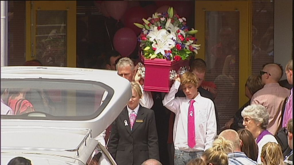Mourners honour murder victim Cafferkey - ABC News