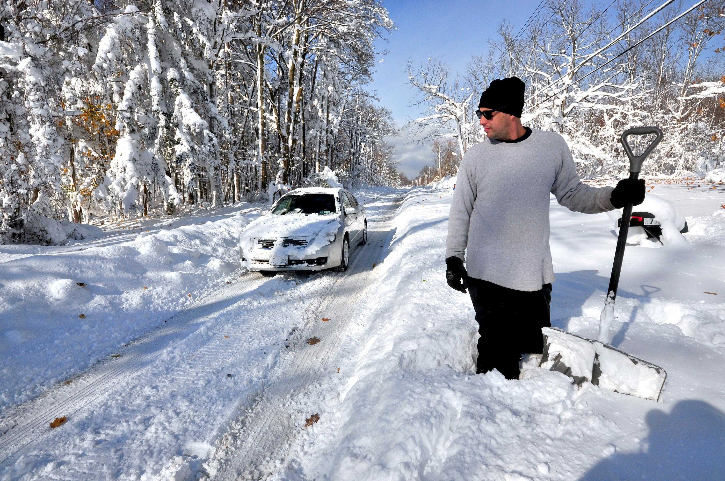 US snowstorm: Eight dead as wild weather wreaks havoc, causes transport ...