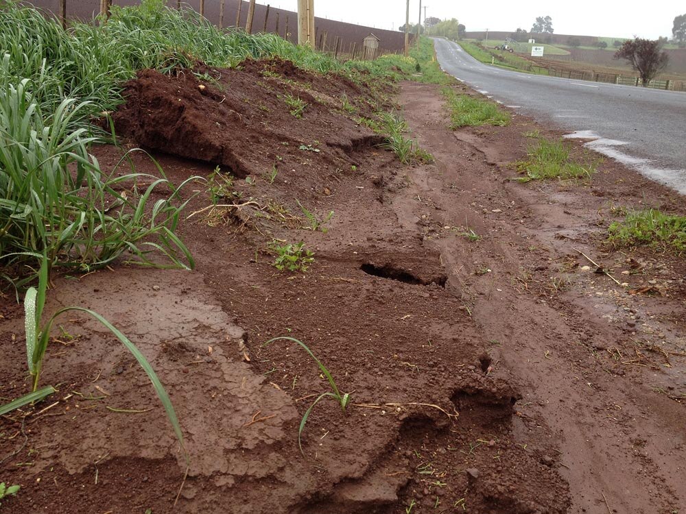 Lost top-soil a generational problem for farmers - ABC News