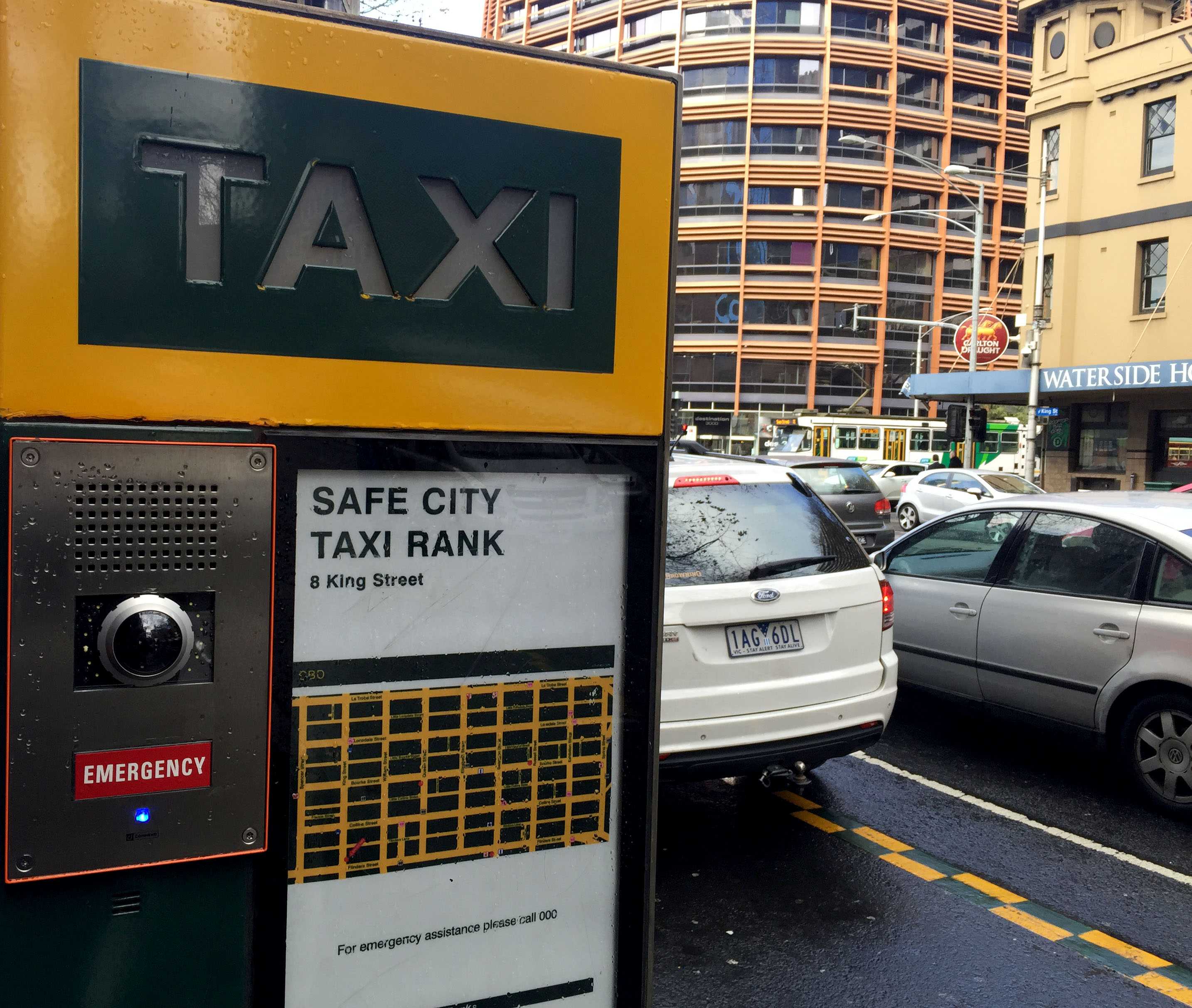 More panic alarms being introduced at busy Melbourne CBD taxi ranks ...