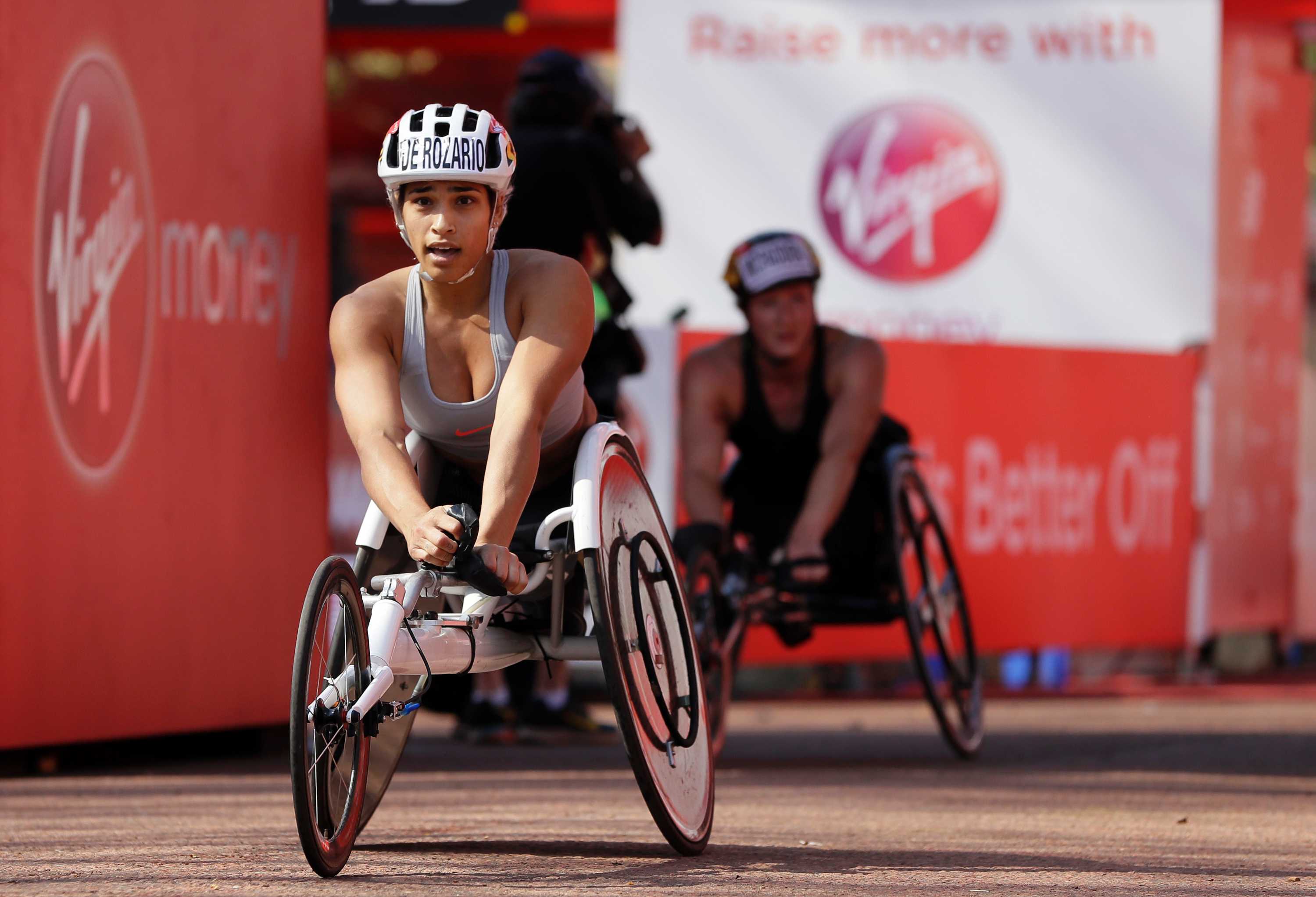 London Marathon: Madison de Rozario wins women's wheelchair event in ...