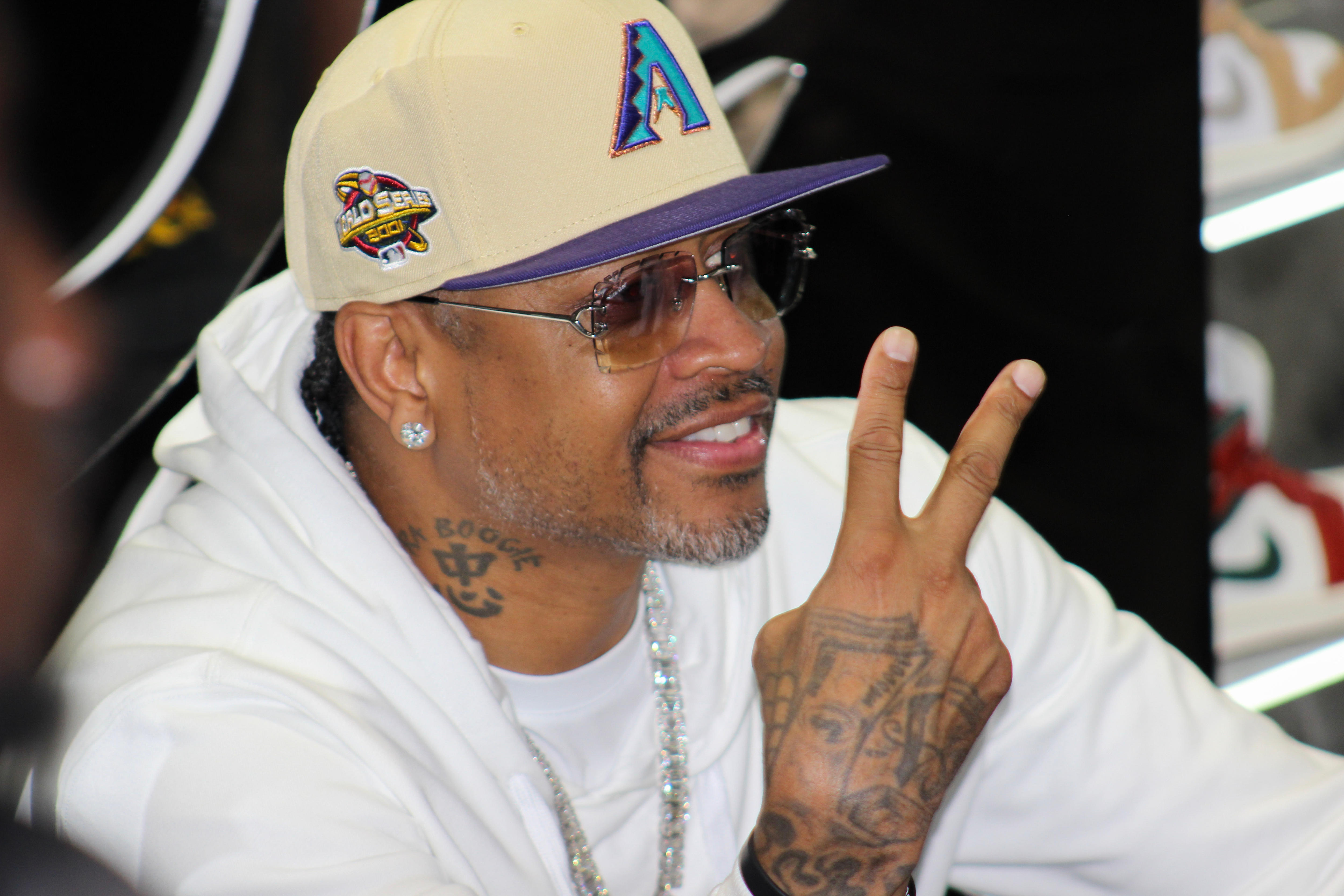 NBA great Allen Iverson meets hundreds of fans in Australia, including ...