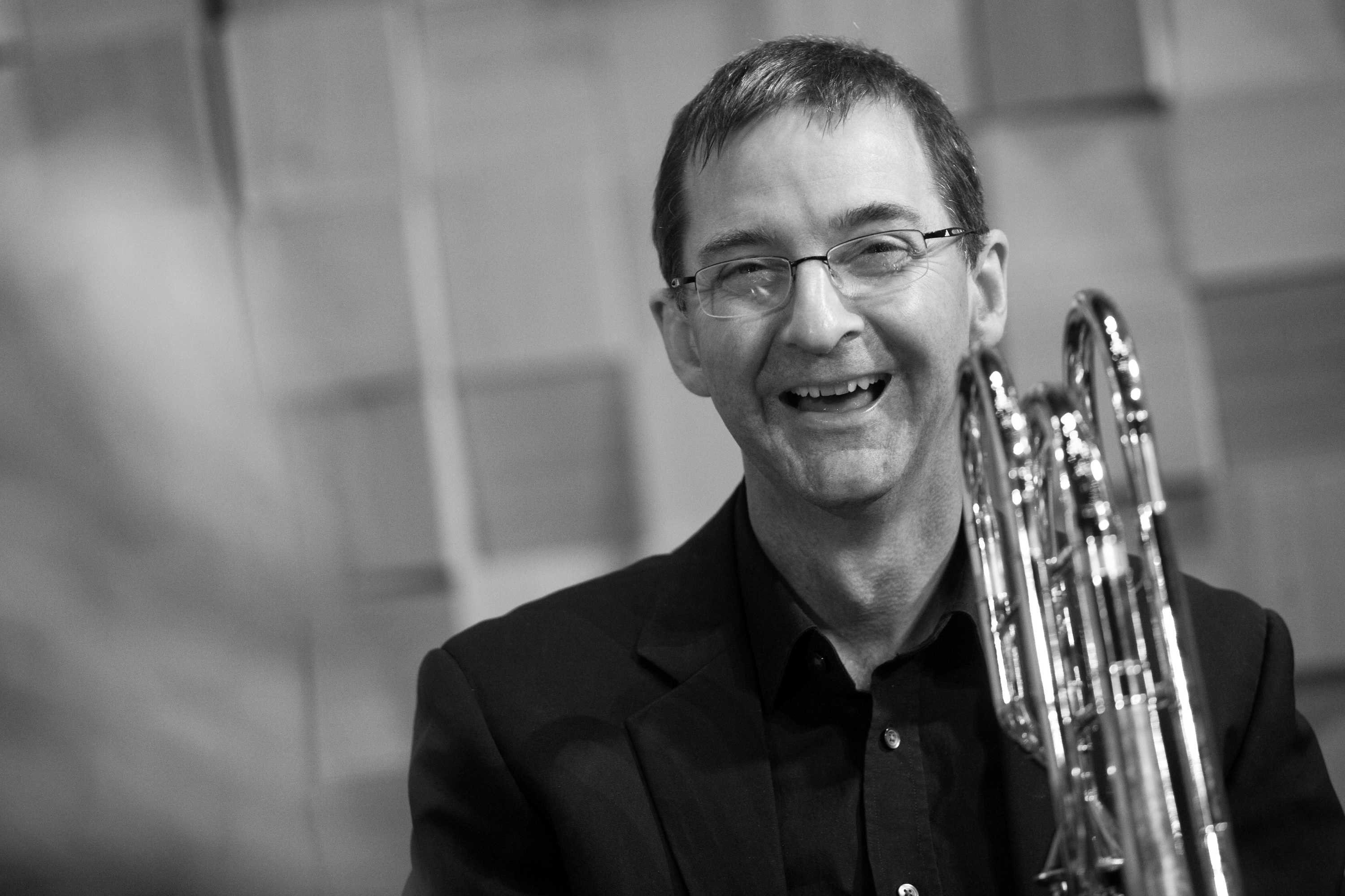 TSO bass trombonist Rob Clark retires after 43 years - ABC Hobart