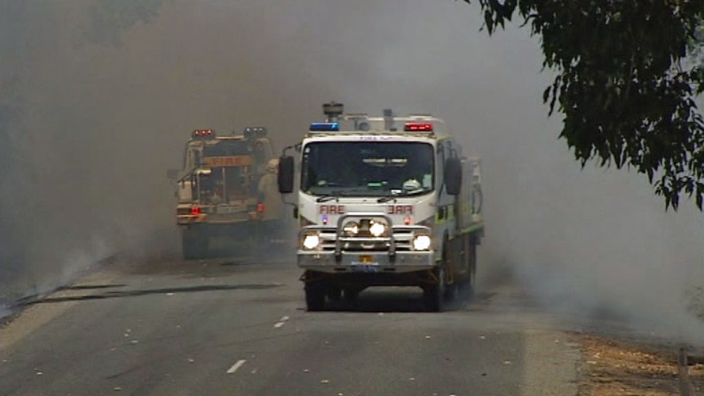 27 homes lost in Perth Hills bushfire - ABC News