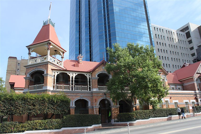 The exclusive, all-male history of Perth's Weld Club - ABC News