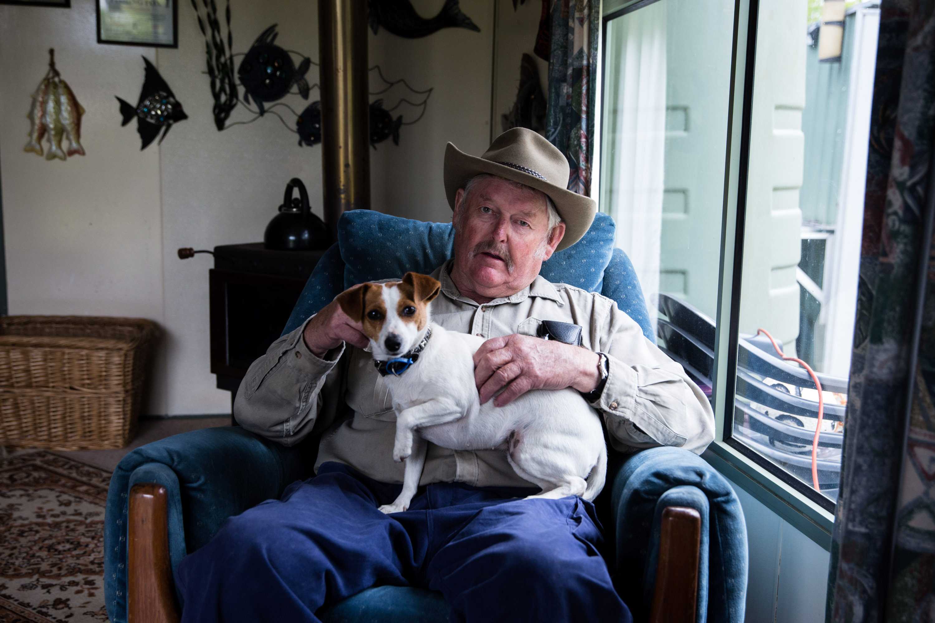 Shack owners on Tasmania's west coast fear their lifestyle in 'God's ...