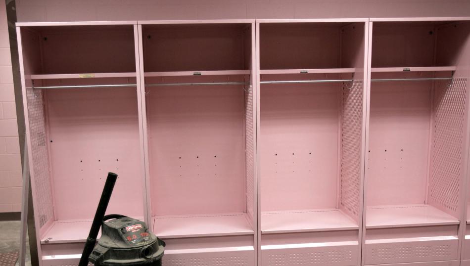 UK football team paints opposition changerooms pink in hopes of getting ...