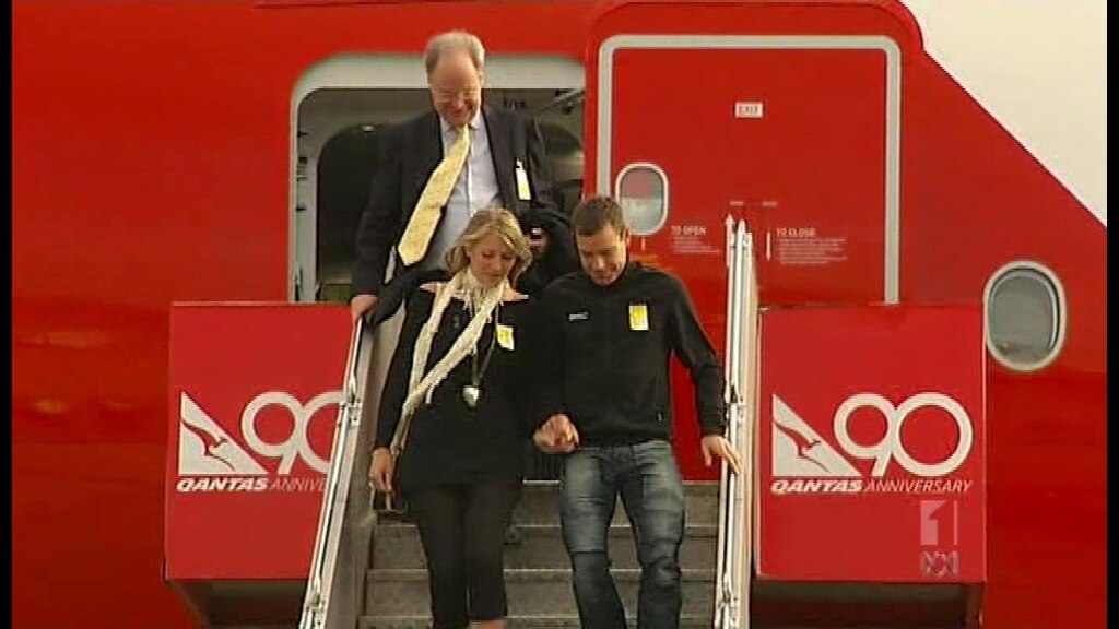 Champion Cadel returns home - ABC News