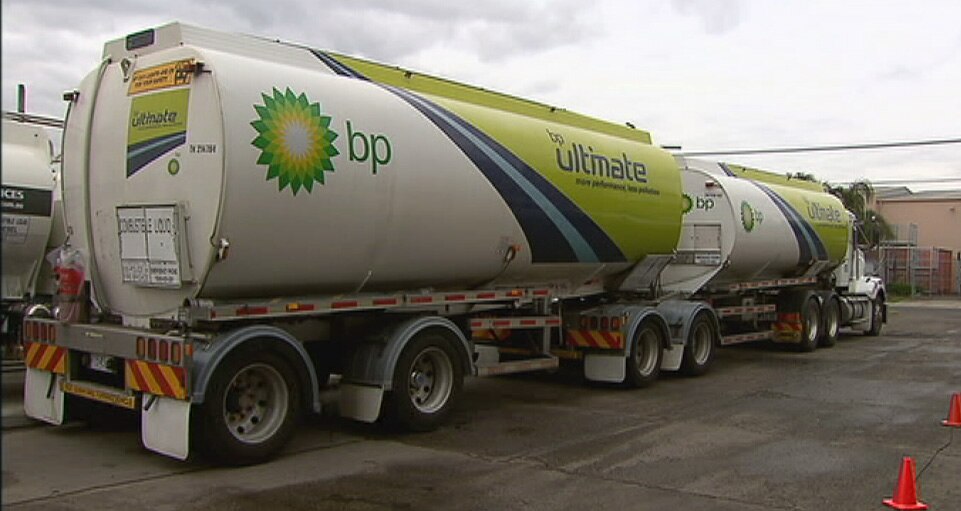 VicRoads begins inspections of BP truck fleet following fatal crash ...