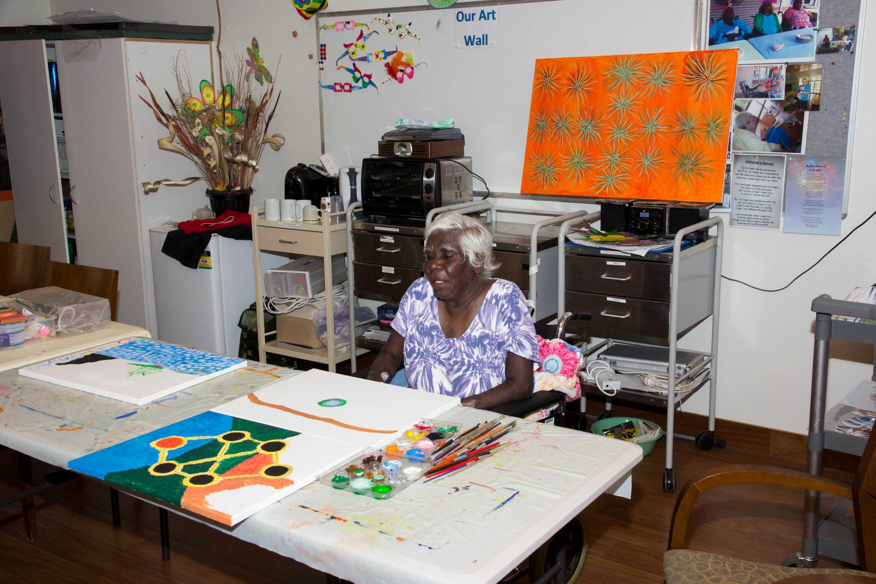 NAIDOC week 2015: Painting maintains connection to Walmajarri country ...