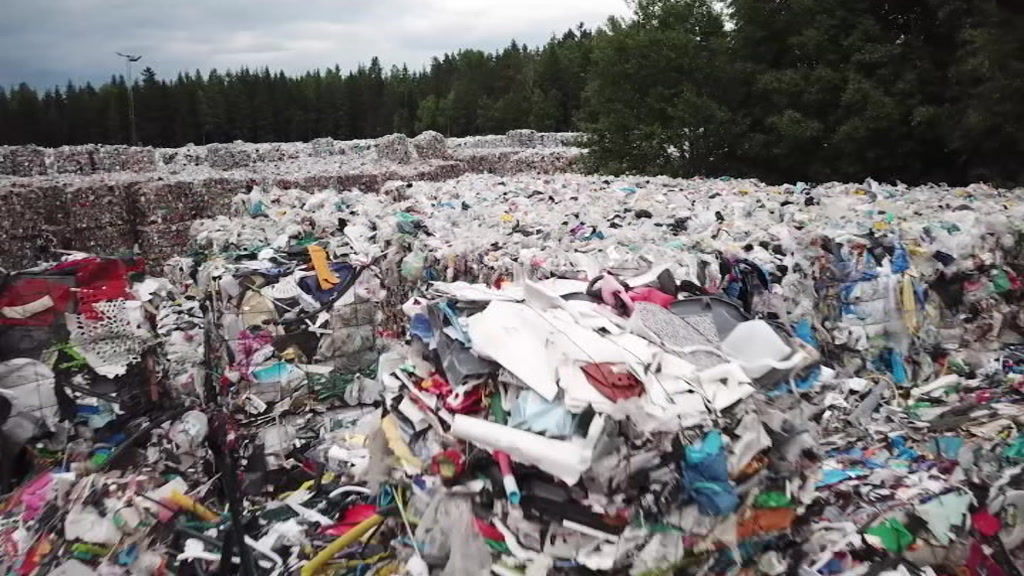 Rubbish to energy as Sweden wages war on waste with incinerators - ABC News