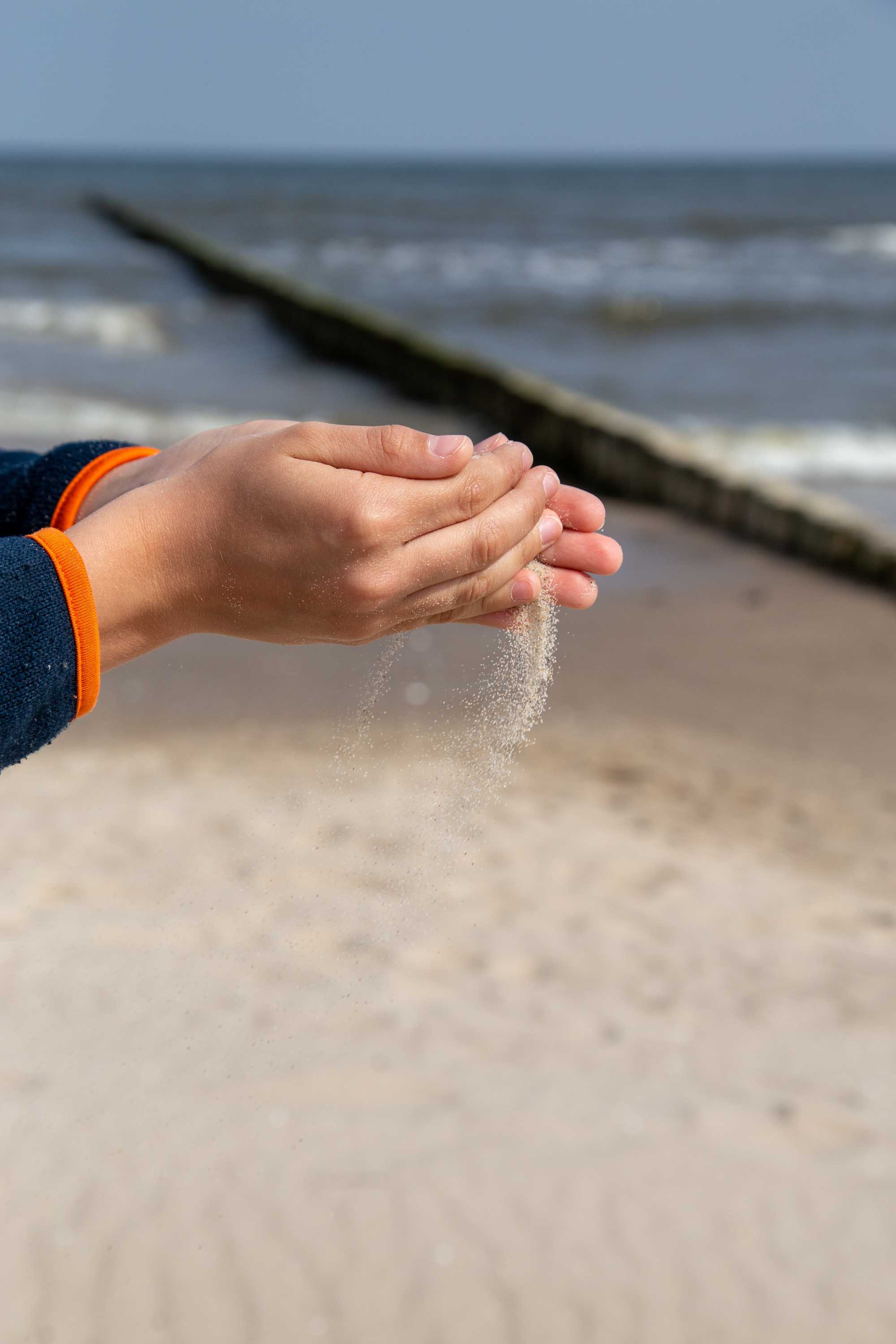 A meme of sand and hope - ABC listen