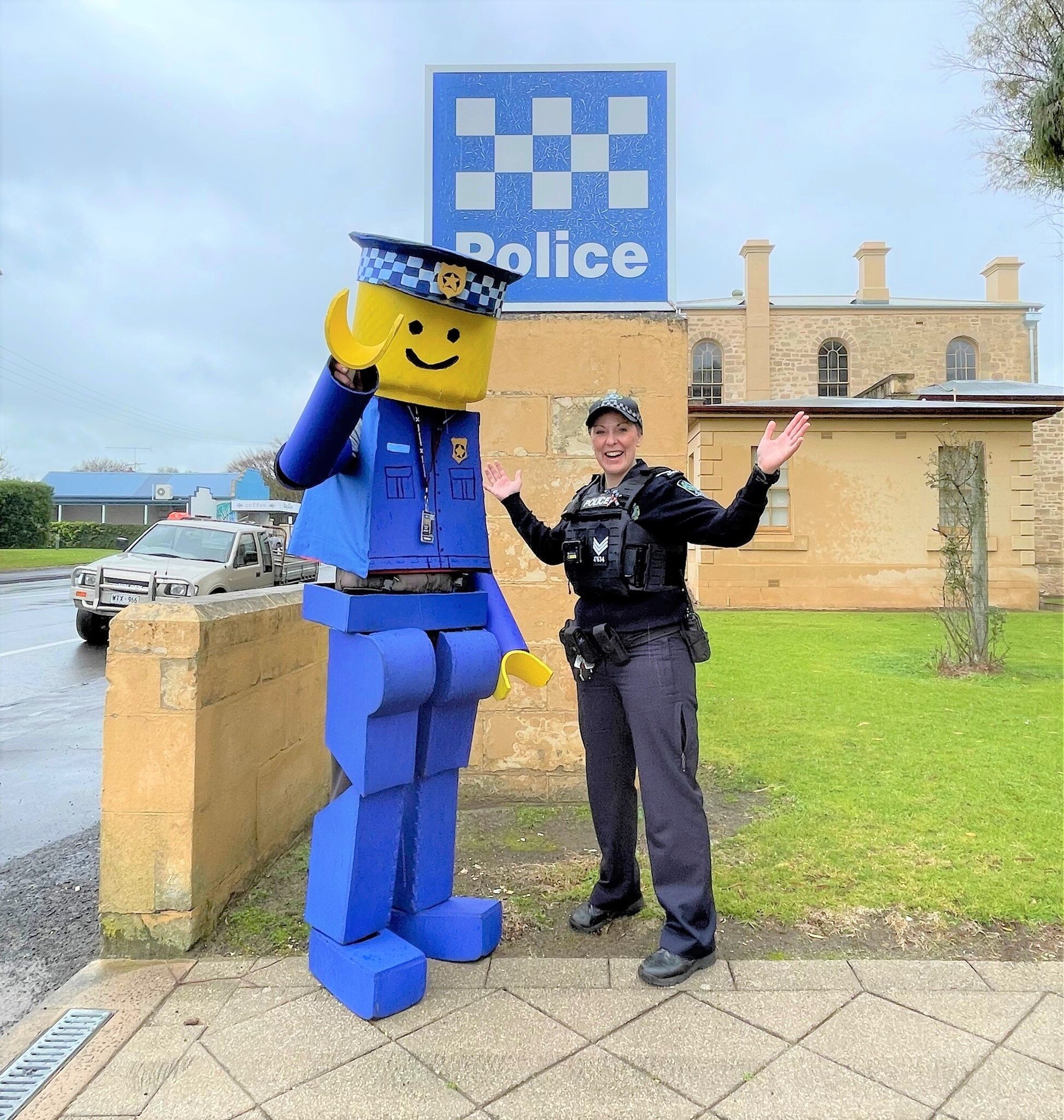 Mount Gambier's Human Lego Man retires after walk for Cancer Council SA ...