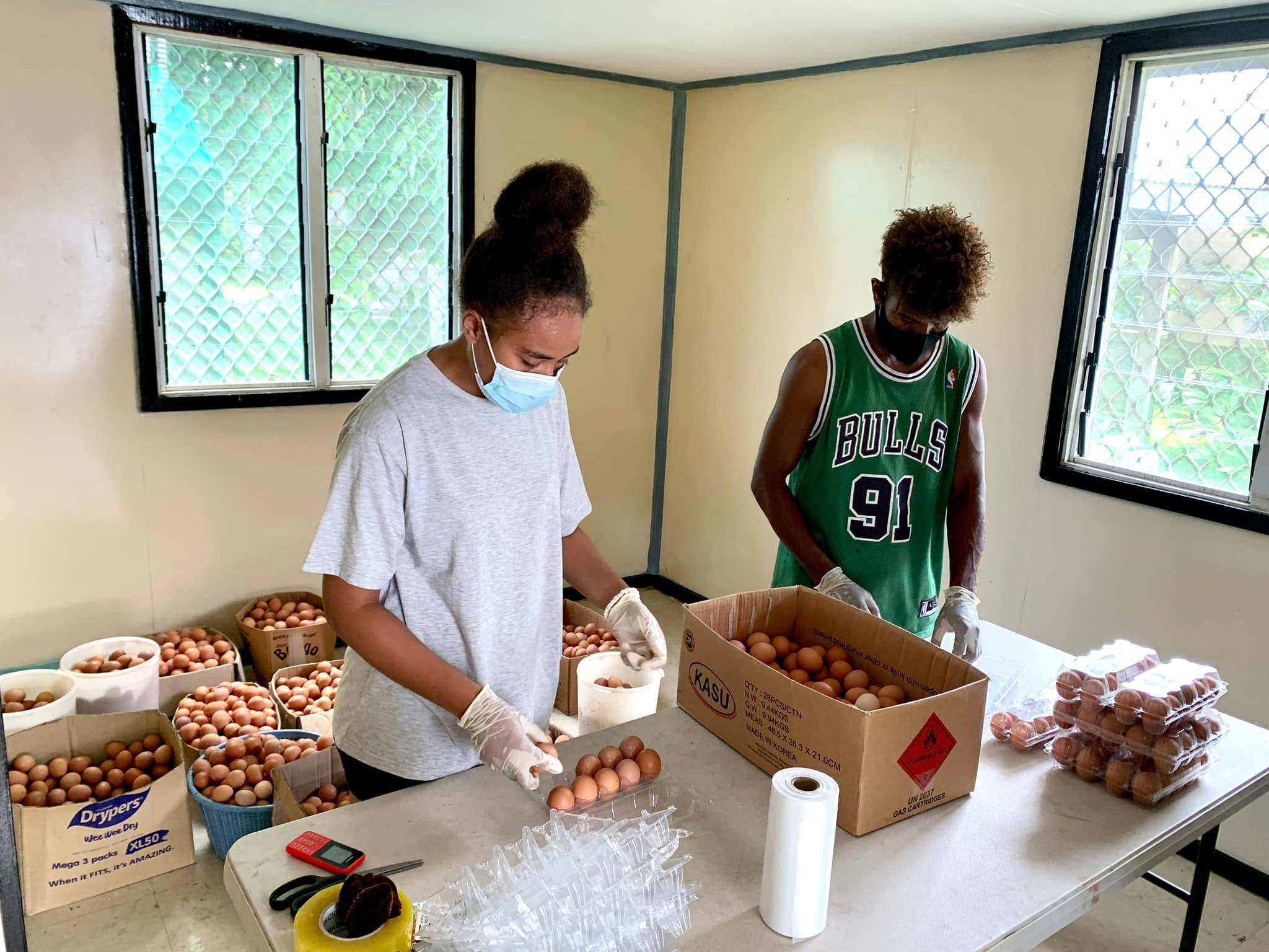 Food deliveries go ahead as Honiara's lockdown continues - ABC Pacific