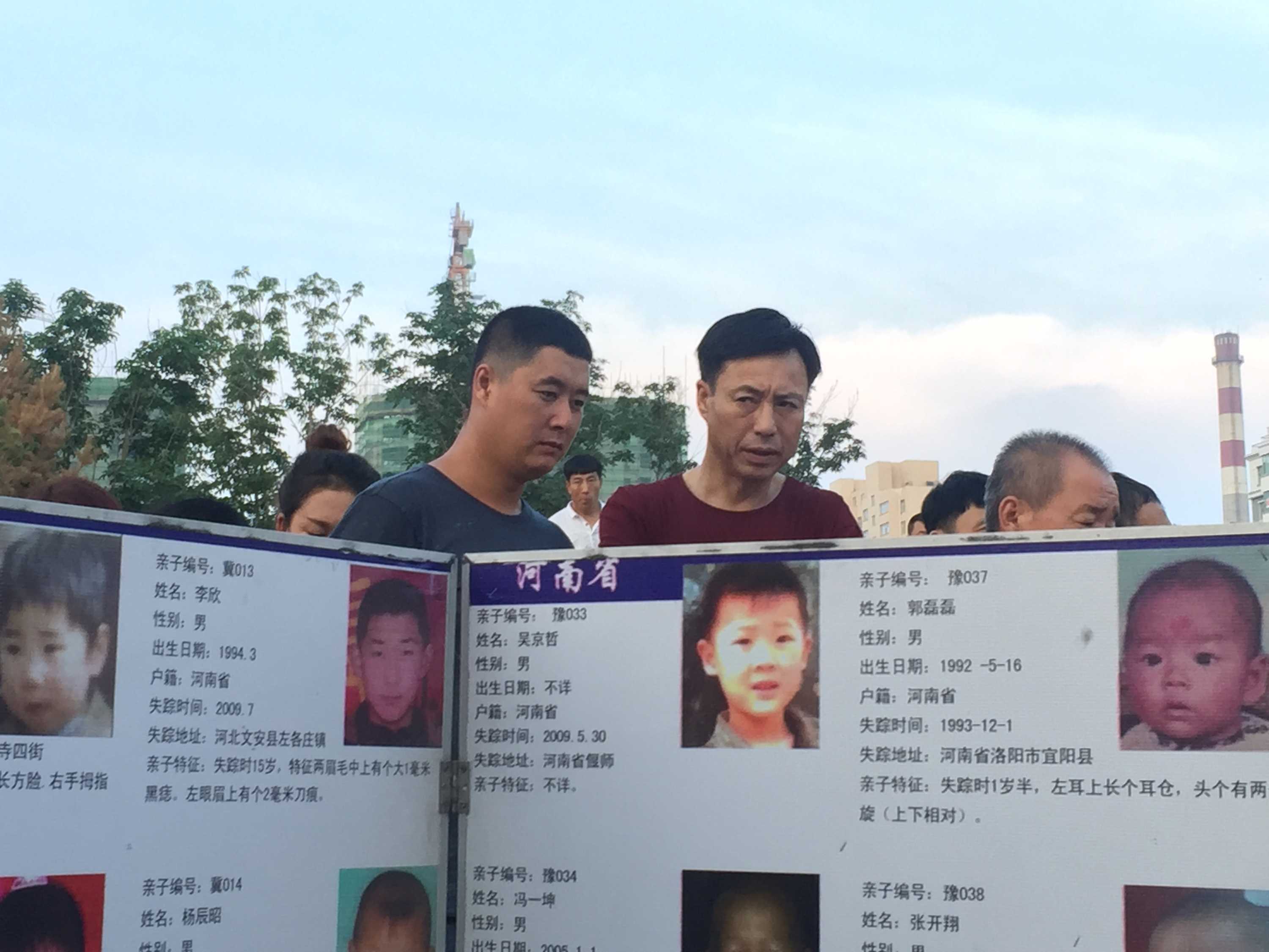 Chinese parents embark on search missions following spate of unsolved ...