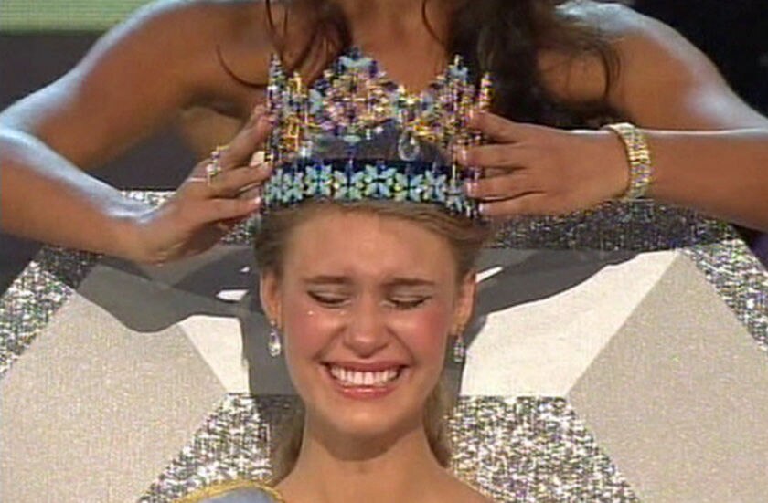US teen crowned Miss World - ABC News
